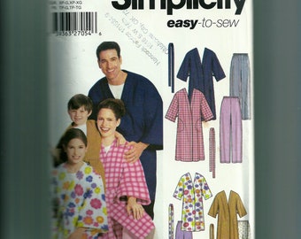 Simplicity Misses' Pullover Dress Pattern 5580 by NewAgain on Etsy