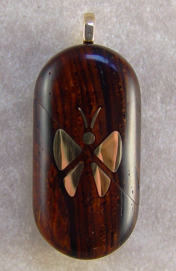 Illusionist Locket 2157 Magic Solid Gold by illusionlockets