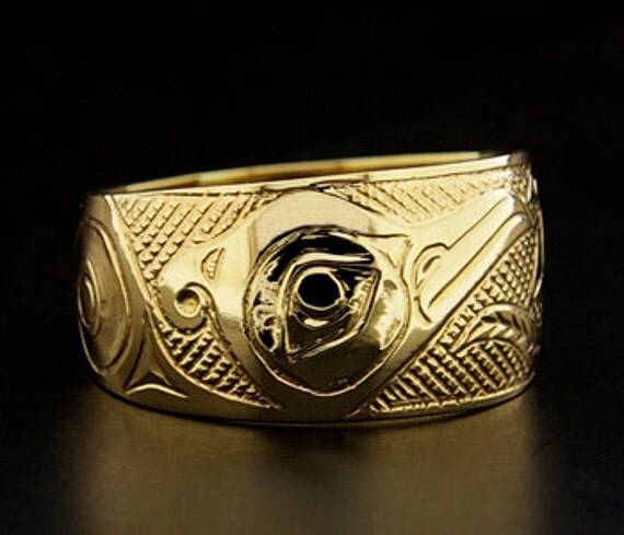 Northwest Native Solid 14k Gold Hummingbird Ring Domed and