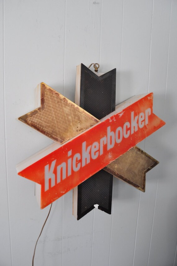 Vintage Knickerbocker Beer Light Up Sign 60s 70s Plastic