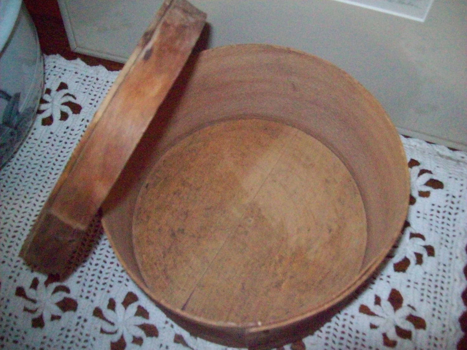 Shaker style antique handmade wooden boxes by CHVintageWares Shaker style antique handmade wooden boxes by CHVintageWares