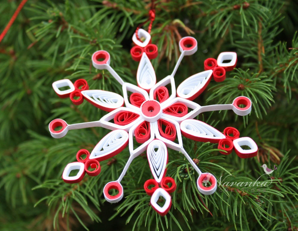 Paper Quilled Snowflake Ornament in Red and by NavankaCreations
