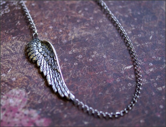 Sideways Wing Necklace GORGEOUS ANGEL WING Jewelry Silver
