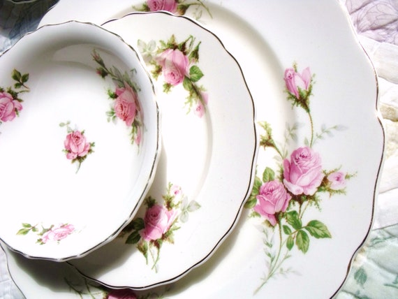 Vintage Canonsburg Pottery Keystone Moss Rose 21 Piece