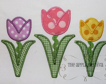 The Applique Diva machine appliqués and by theappliquediva