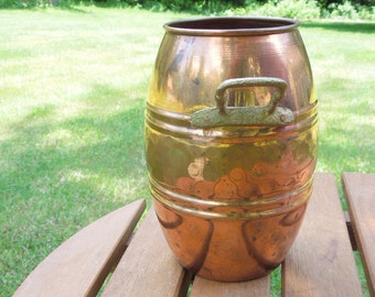 SALE - Vintage copper vase vessel with brass handles - Hammered copper ...