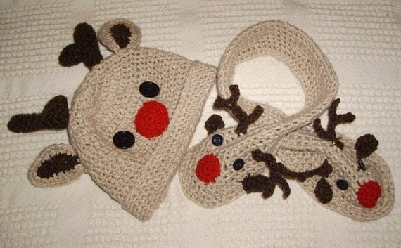 Items similar to Rudolph hat and scarf set for baby-very cute for ...