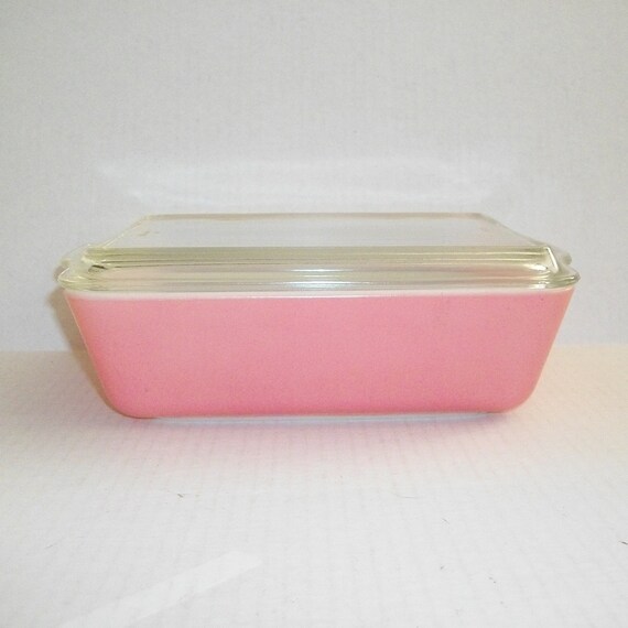 Pyrex Pink Casserole Dish with Clear Glass Lid 1.5 Quart