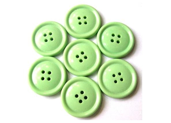 7 Buttons light green plastic vintage buttons, 22mm – Haute Juice