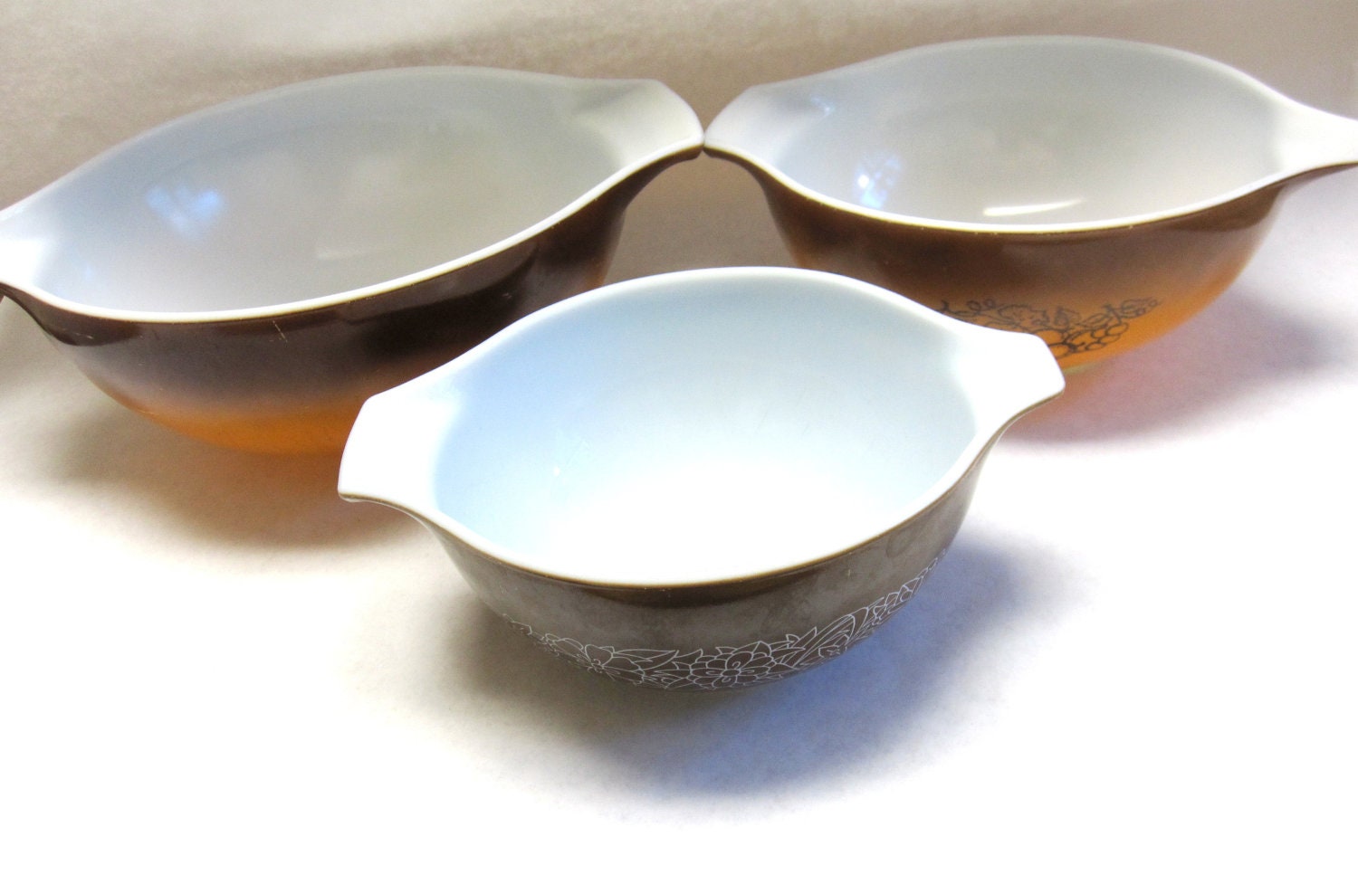 Pyrex Serving Bowl Set of Three Floral White Brown Flower Fruit Pattern ...