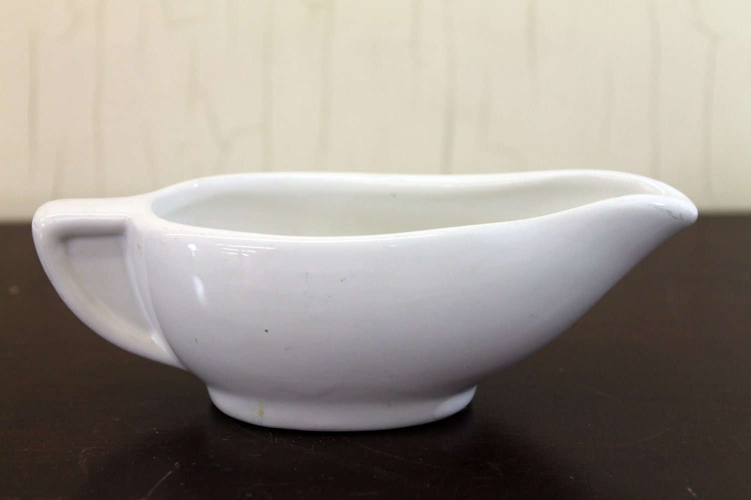 Vintage Hall Small White Ceramic Creamer (E1976) – Haute Juice