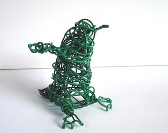 Wire Animals unique sculptures made from wire. by wireanimals