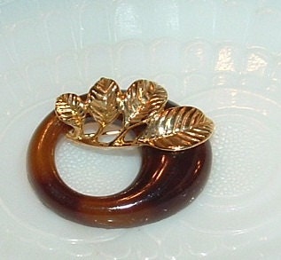 Vintage Anne Klein Brown Lucite Oval Brooch with gold tone Leaves