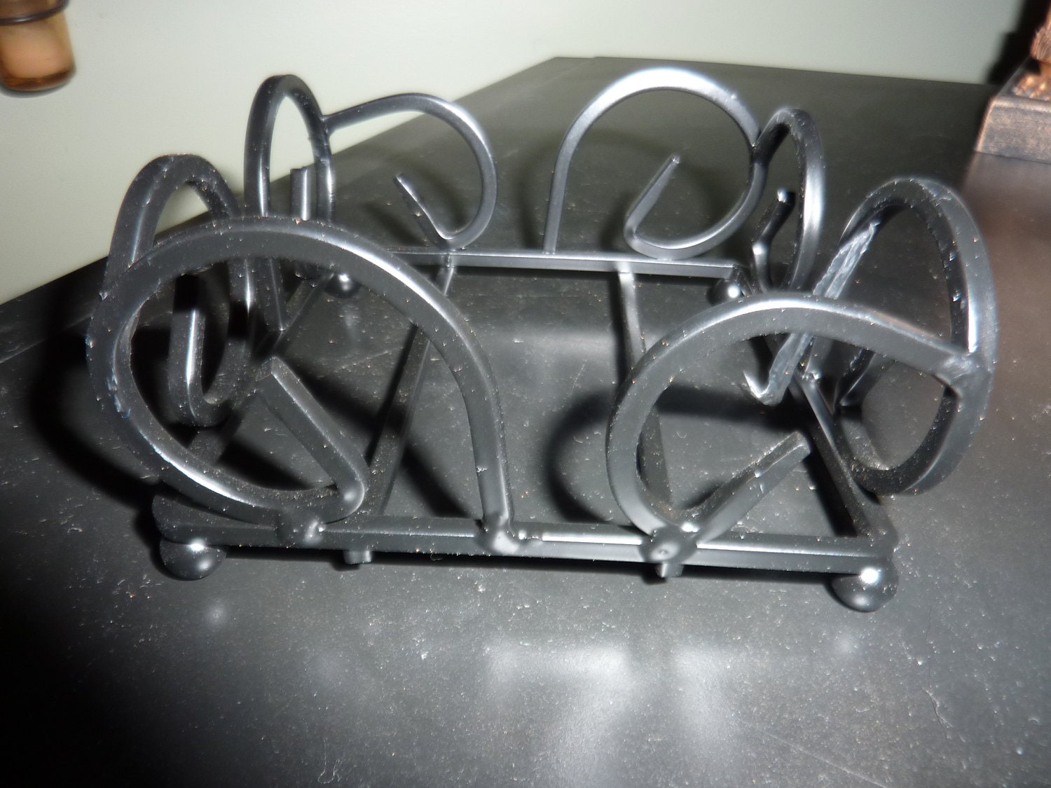 Curved iron coaster rack Coaster Stand Coaster holders