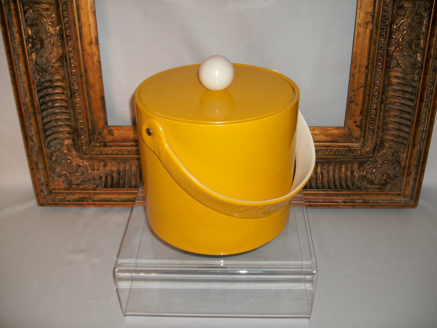 Vintage 1980’s Yellow Vinyl Ice Bucket by Elmar Mfg. – Haute Juice