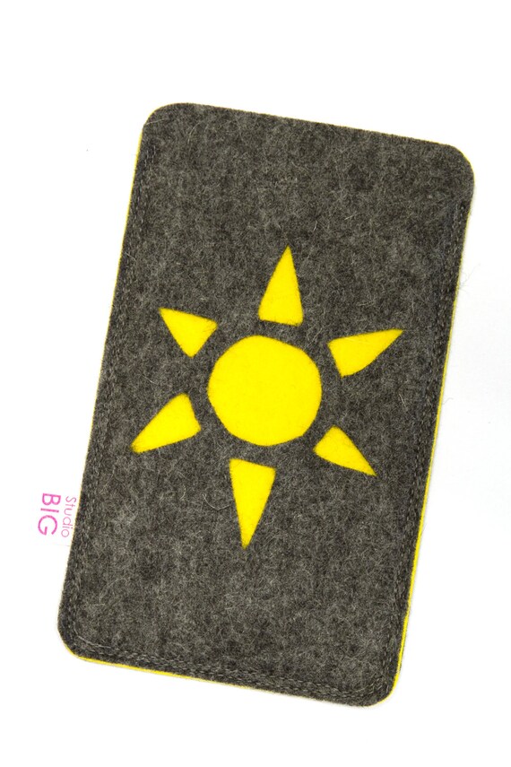 Items similar to Custom felt cell phone case for Iphone or smartphone ...