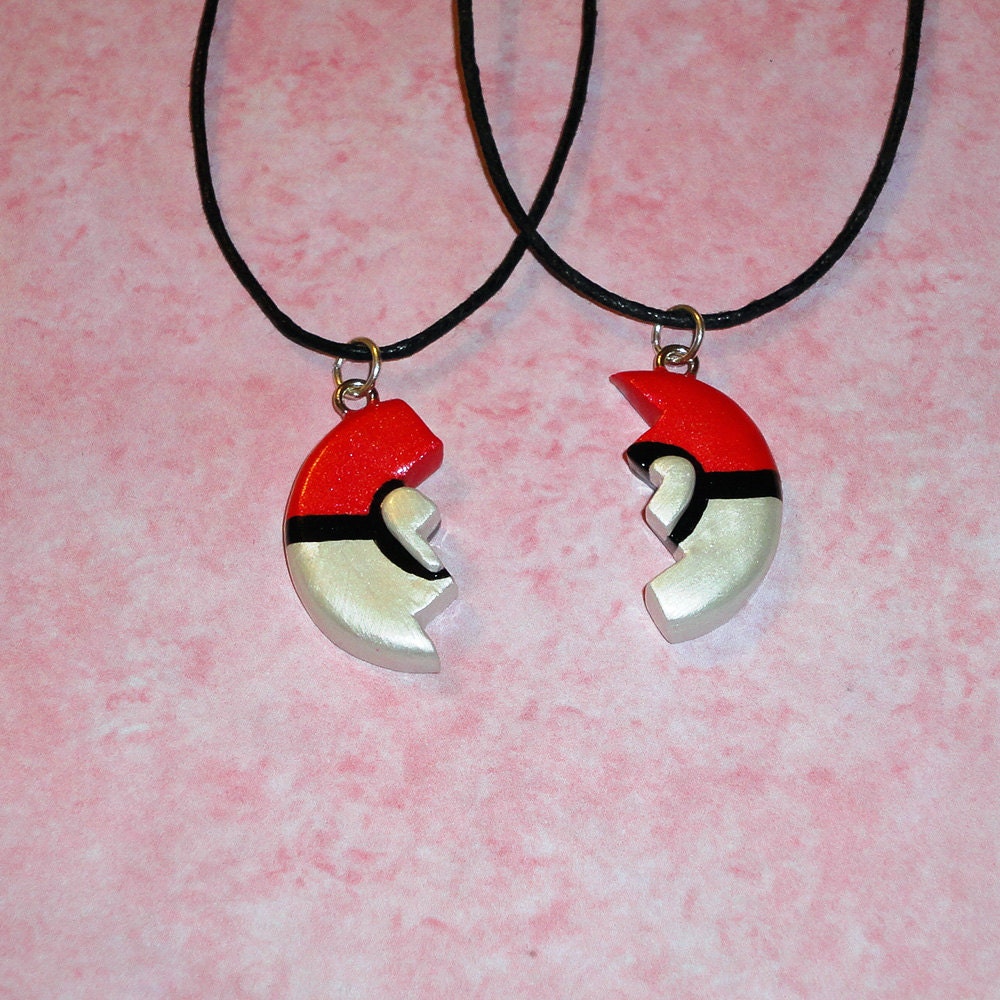 Poke Friendship Necklaces Pair of Sharable Heart Ball