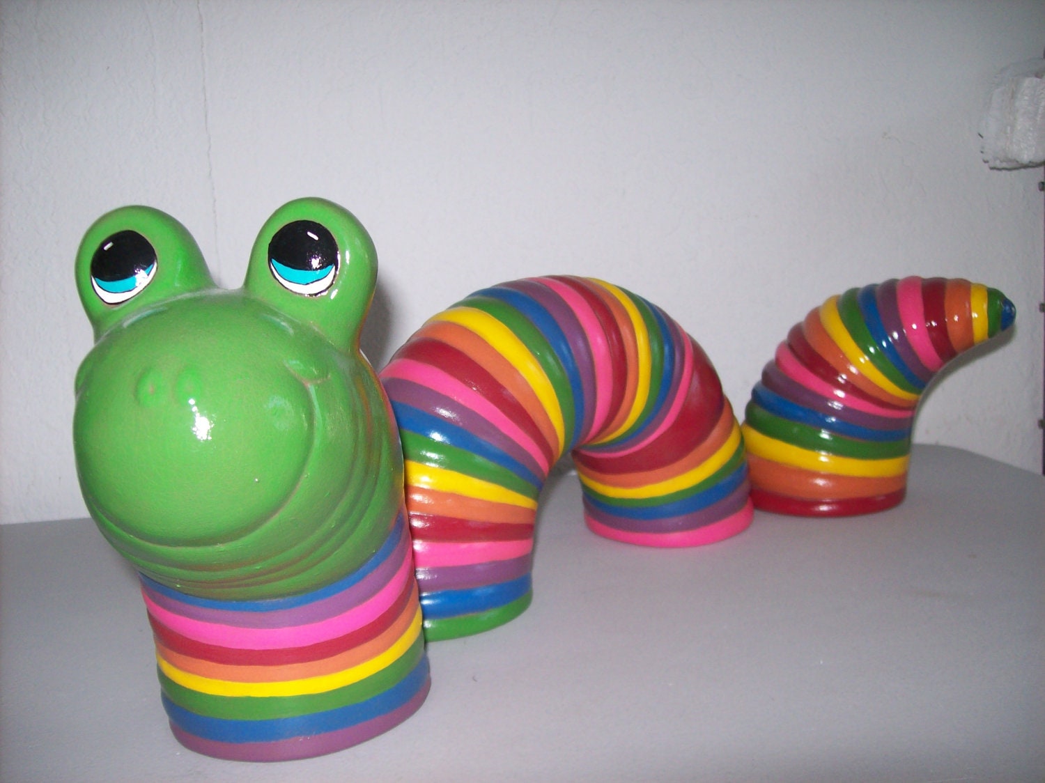 Hand Painted Ceramic 3 piece Garden Worm