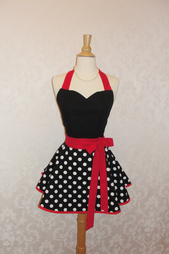 Classic Sweetheart Pinup Apron in Black and White Polka Dots