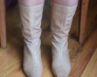 1970's vintage Cobbies cream leather knee high