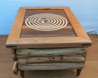Labyrinth gift box | Etsy
