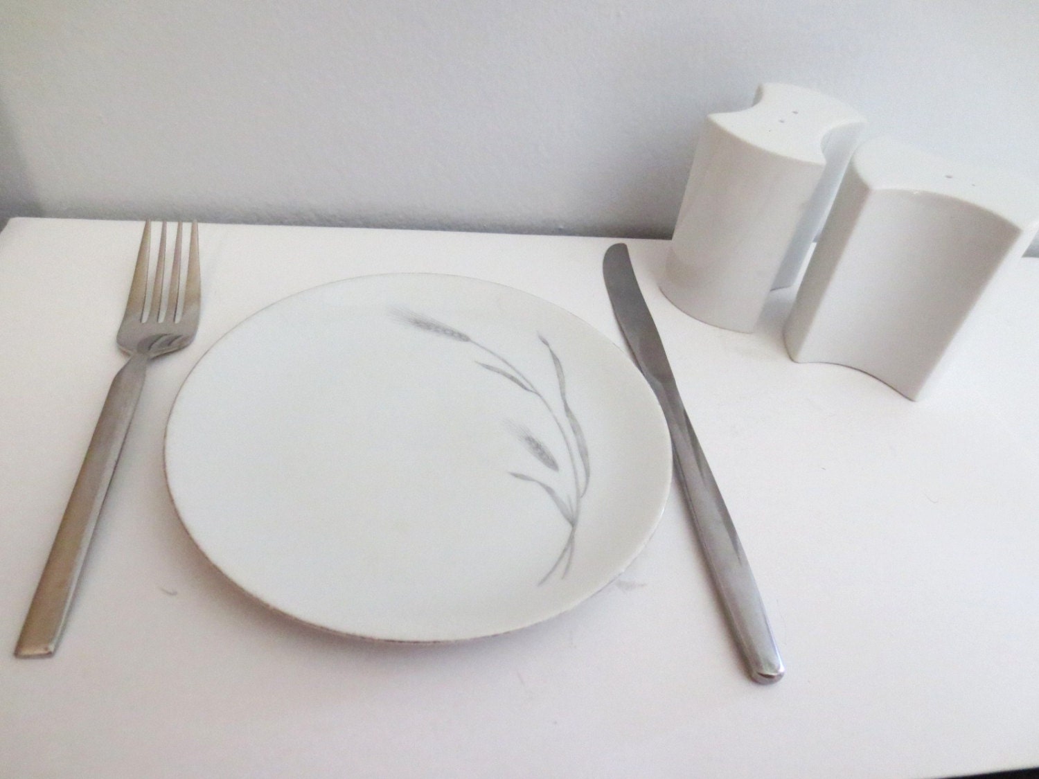 MCM plates for 2- Mid Century modern Eva Zeisel Design – Haute Juice