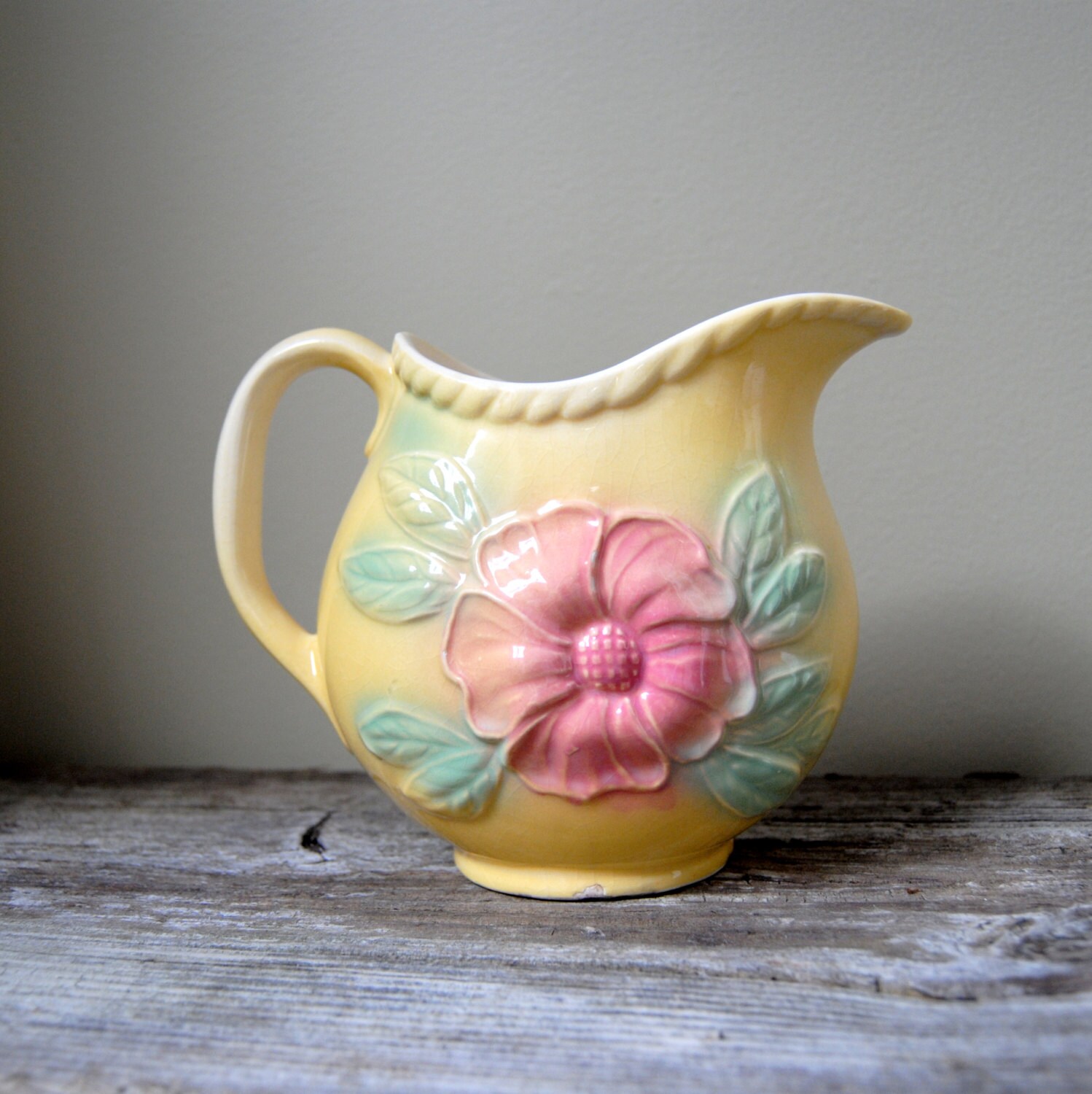Yellow 1950's Vintage Hull Art Pottery Sunglow Pattern
