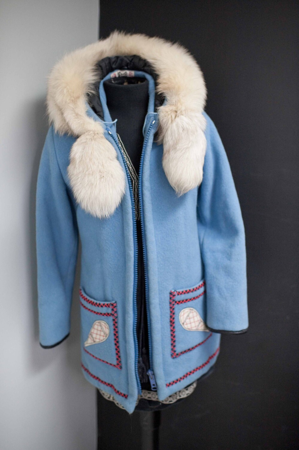 SALE 30% off Inuit Parka With Fox Fur Trim Size Small
