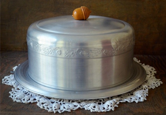 Aluminum Cake Stand With Cover