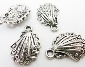 Sea shell pendant | Etsy