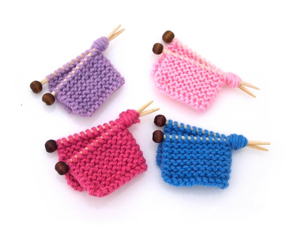 Nanna Knitted Brooch