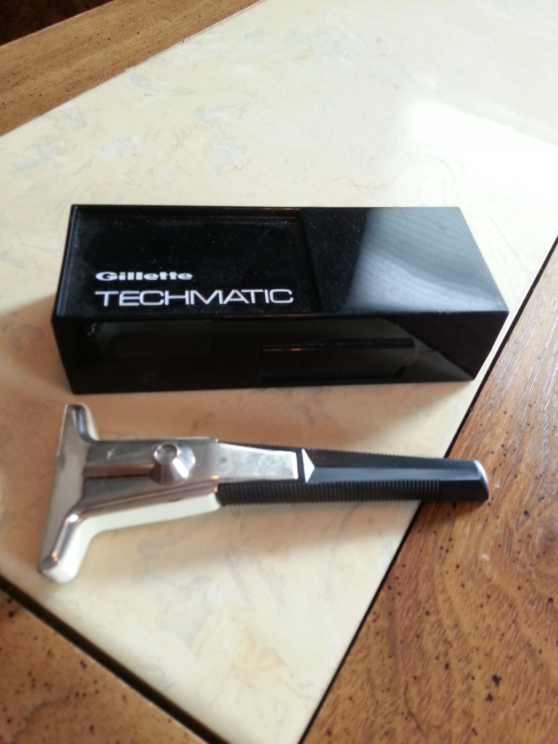 Vintage Gillette Techmatic Razor Shaver by MyYiayiaHadThat on Etsy