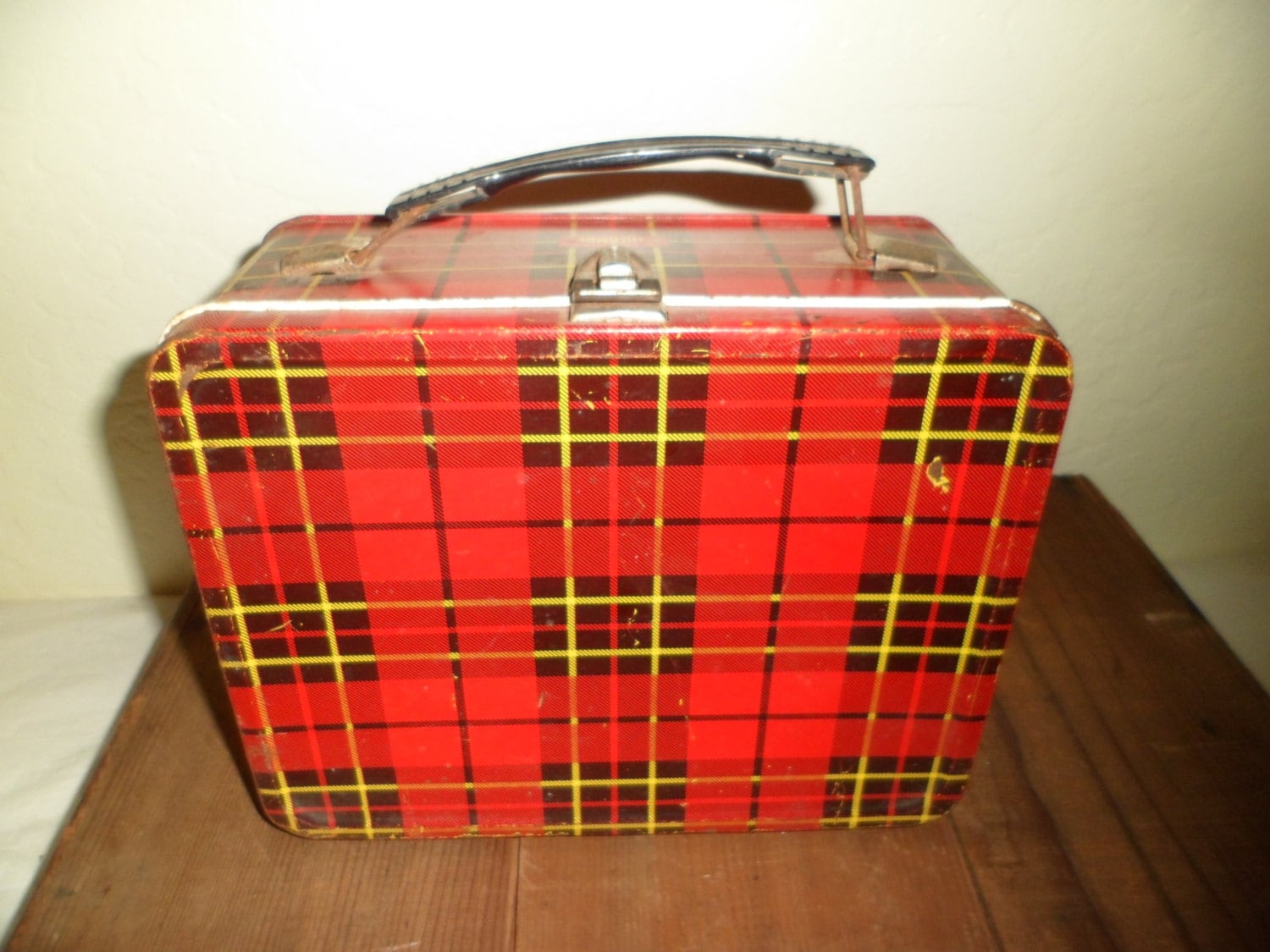 1964 Vintage Metal Lunch Box Scotch Plaid Red Large Tin