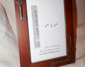 Items similar to Shadow box, Valentines Shadowbox, shadow box with key ...