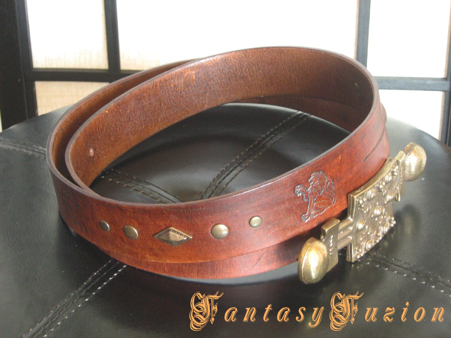 Medieval Lord Knight with Lion Heraldic Carving Leather Belt
