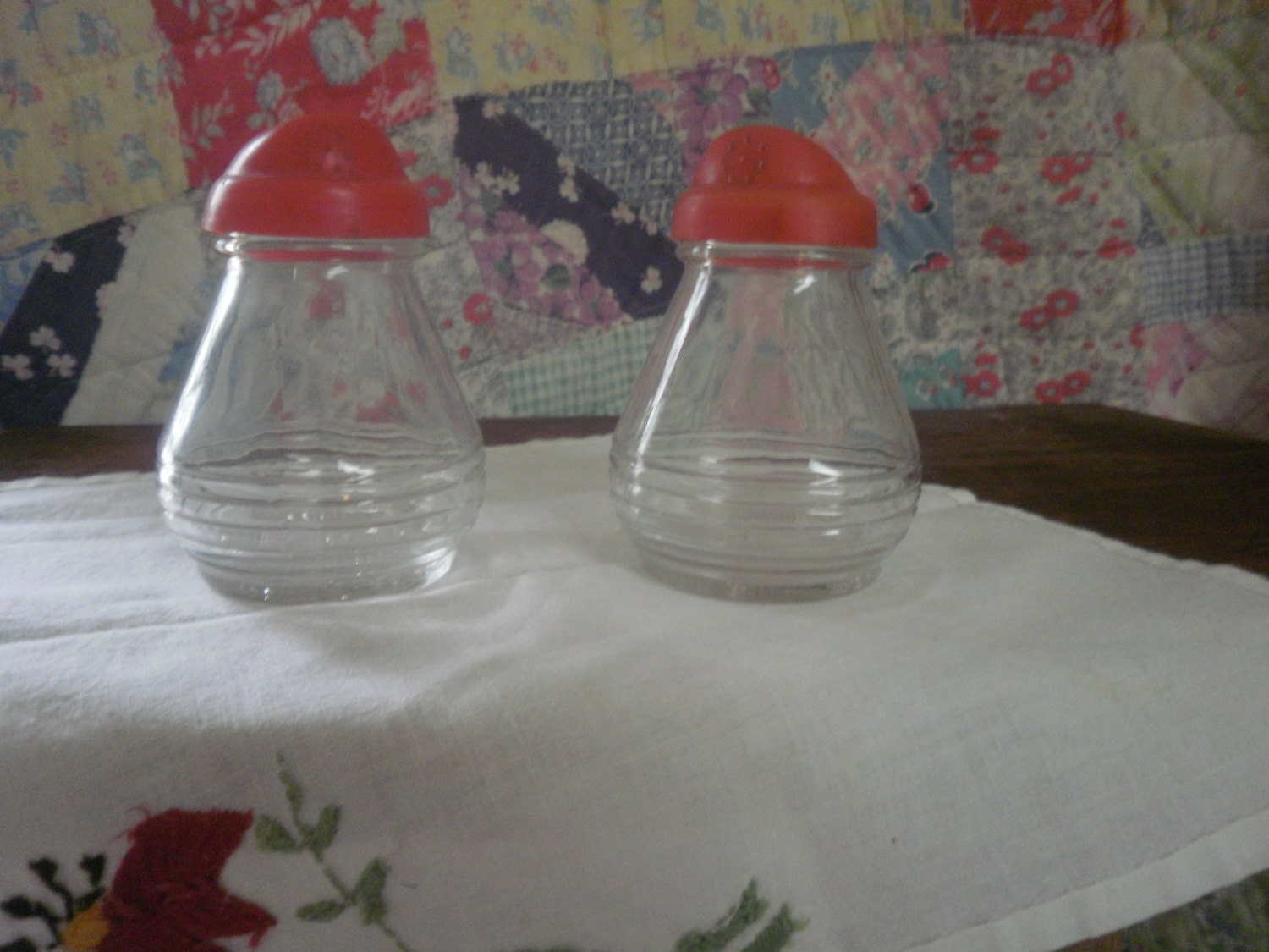 Art Deco Red Top Salt and Pepper Set made in Canada – Haute Juice
