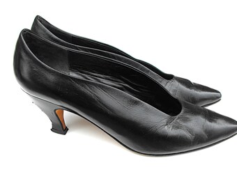 Popular items for louis heel on Etsy