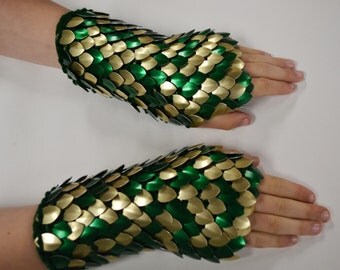 Scalemail Armor Dragonhide Knitted Gauntlets made to order
