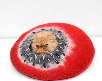 Felted cat bed | Etsy