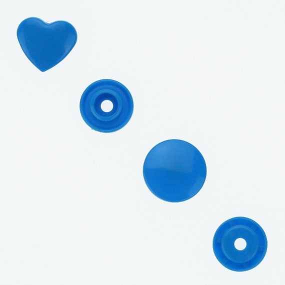 100 Complete Sets of Heart Shaped KAM Plastic Resin Snaps