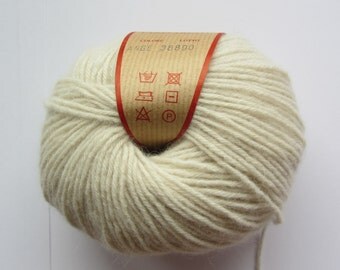 White angora yarn | Etsy