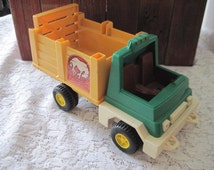 Vintage Fisher Price Ranch Cattle Truck 330 Year 1979