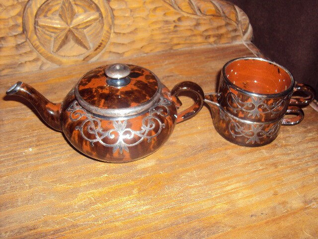 Beauiful unique tea set made in England – Haute Juice