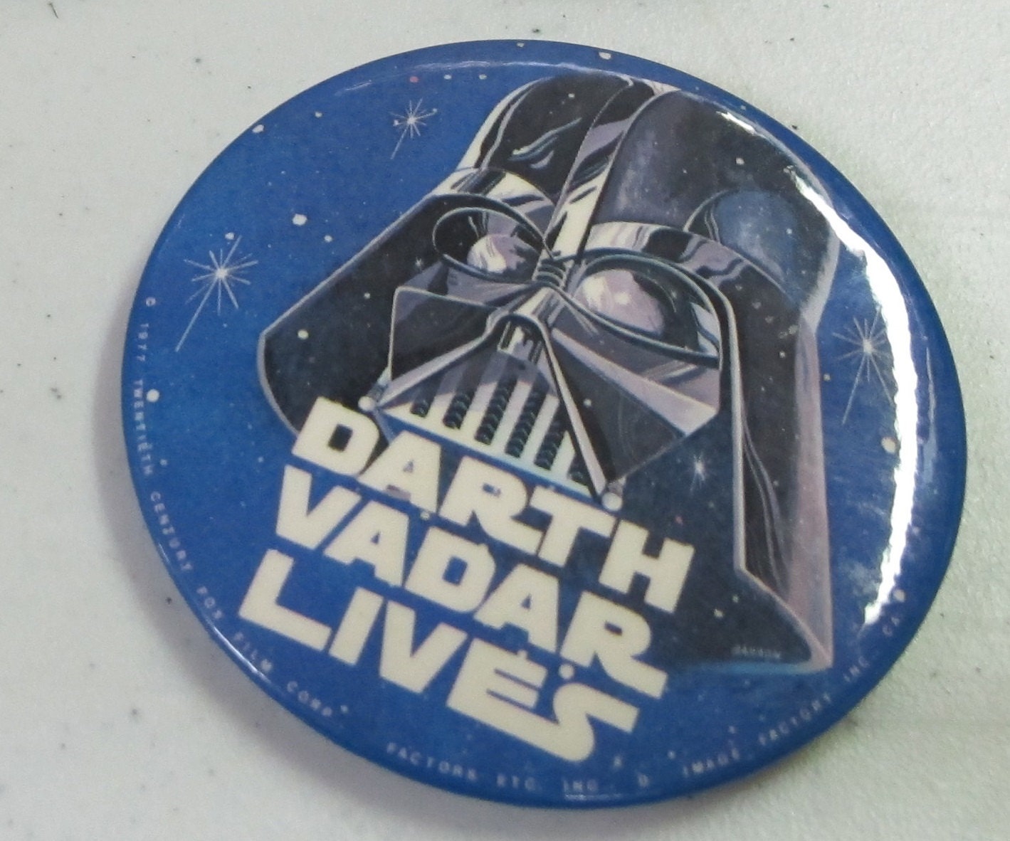 Vintage Collectible button : star wars 2.5″ darth vader – Haute Juice