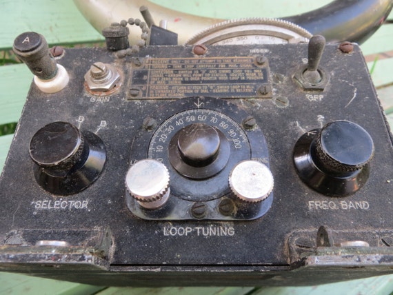 Bendix Radio Direction Finding Equipment & Loop Receiver Model