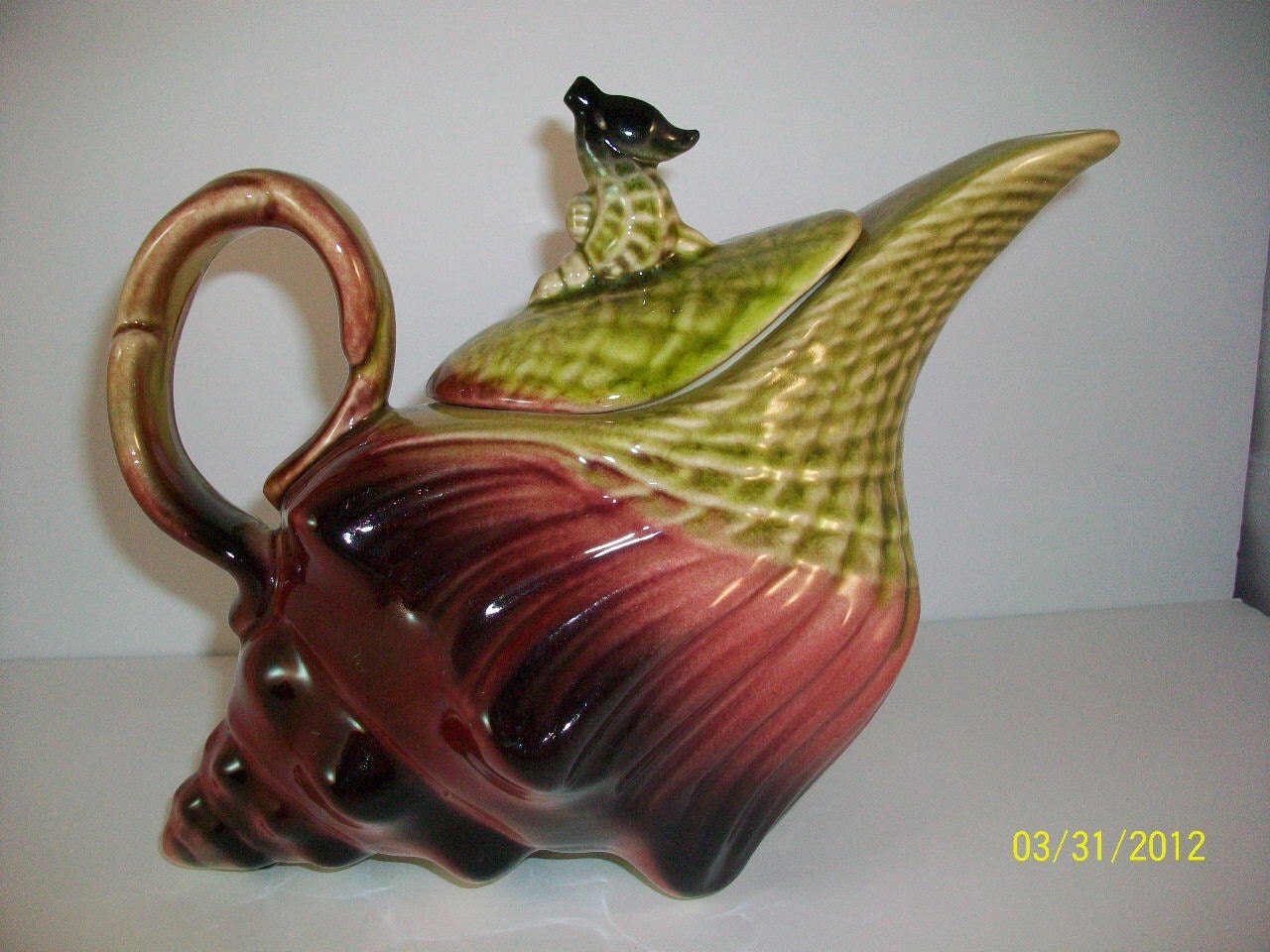Rare Vintage Hull Pottery Ebb Tide Tea Pot with Creamer and