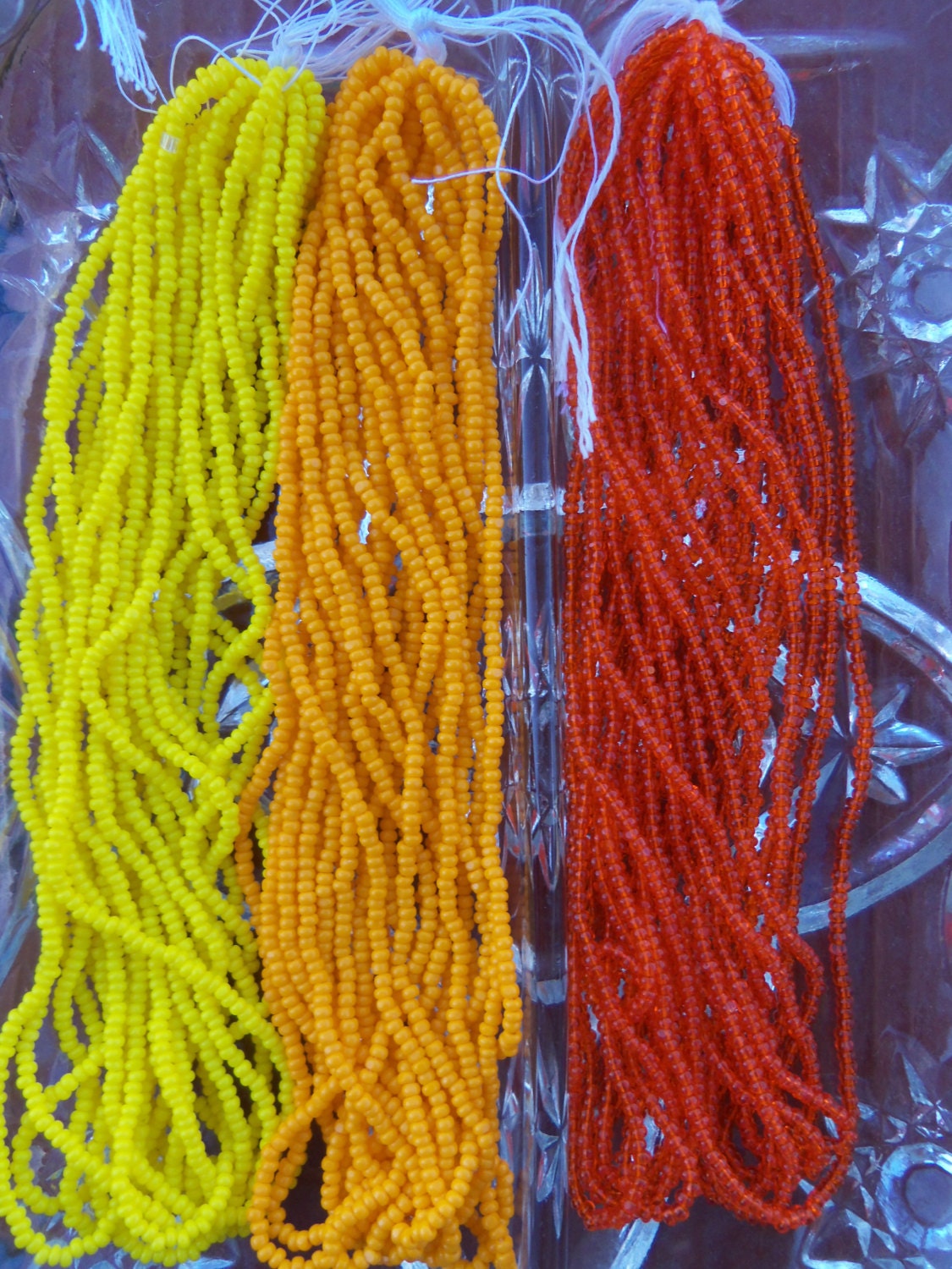 Size 11/0 True Cut/Charlotte/One Cut OPAQUE LEMON YELLOW