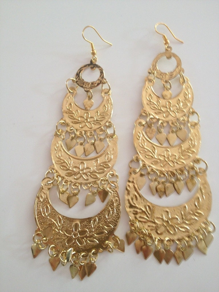 Gold Arabic Earrings by CINTAKAMU on Etsy