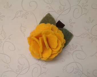 Pom pom hair clip | Etsy