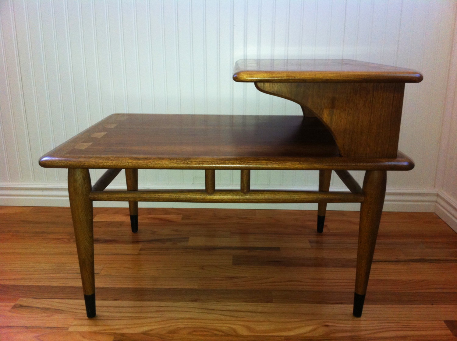 A Pair of Lane Walnut & Ash Dovetail Side Tables – Haute Juice